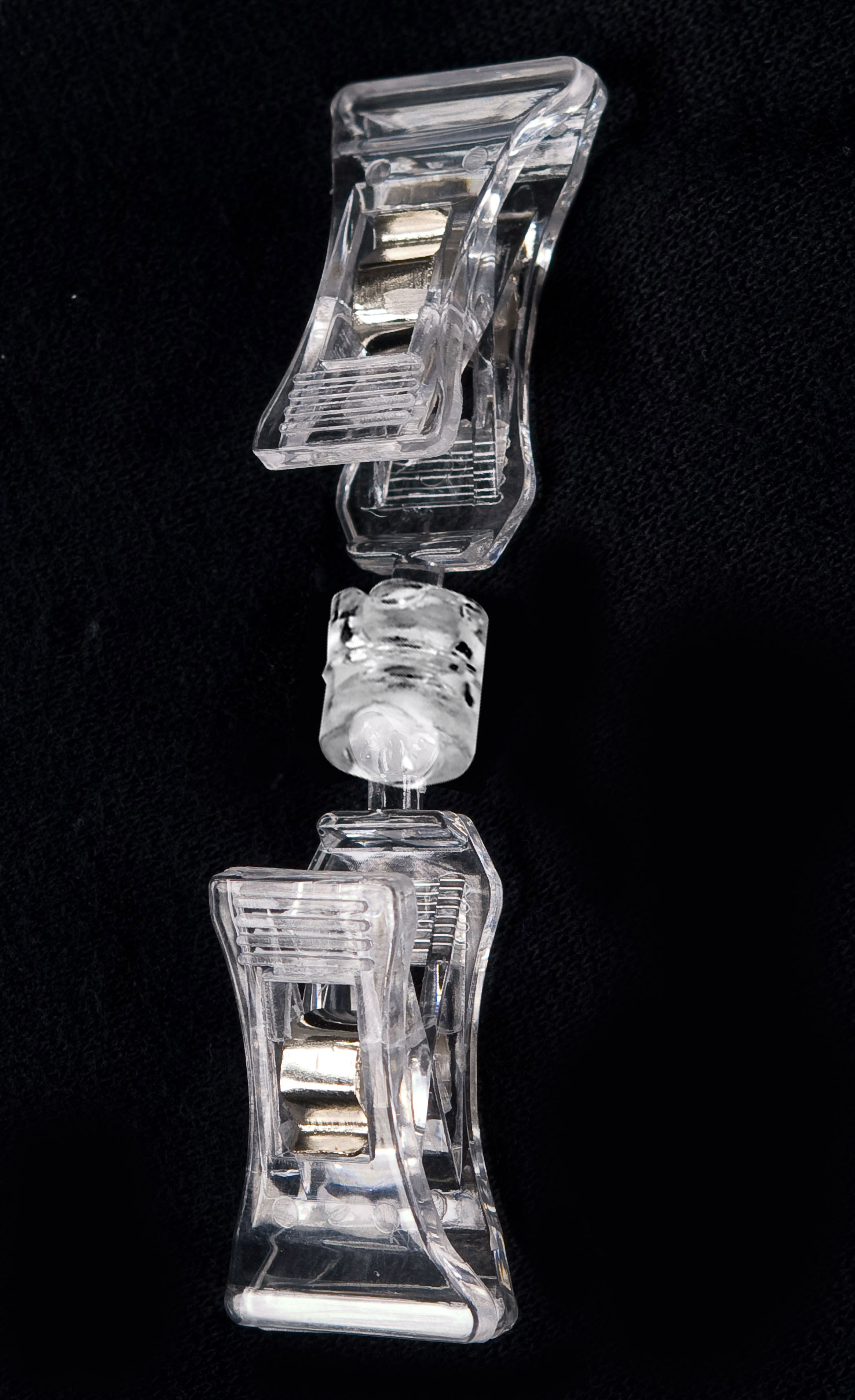 Note Holder with Clear Plastic Design | Bottom Axe Clamp | Displays2go