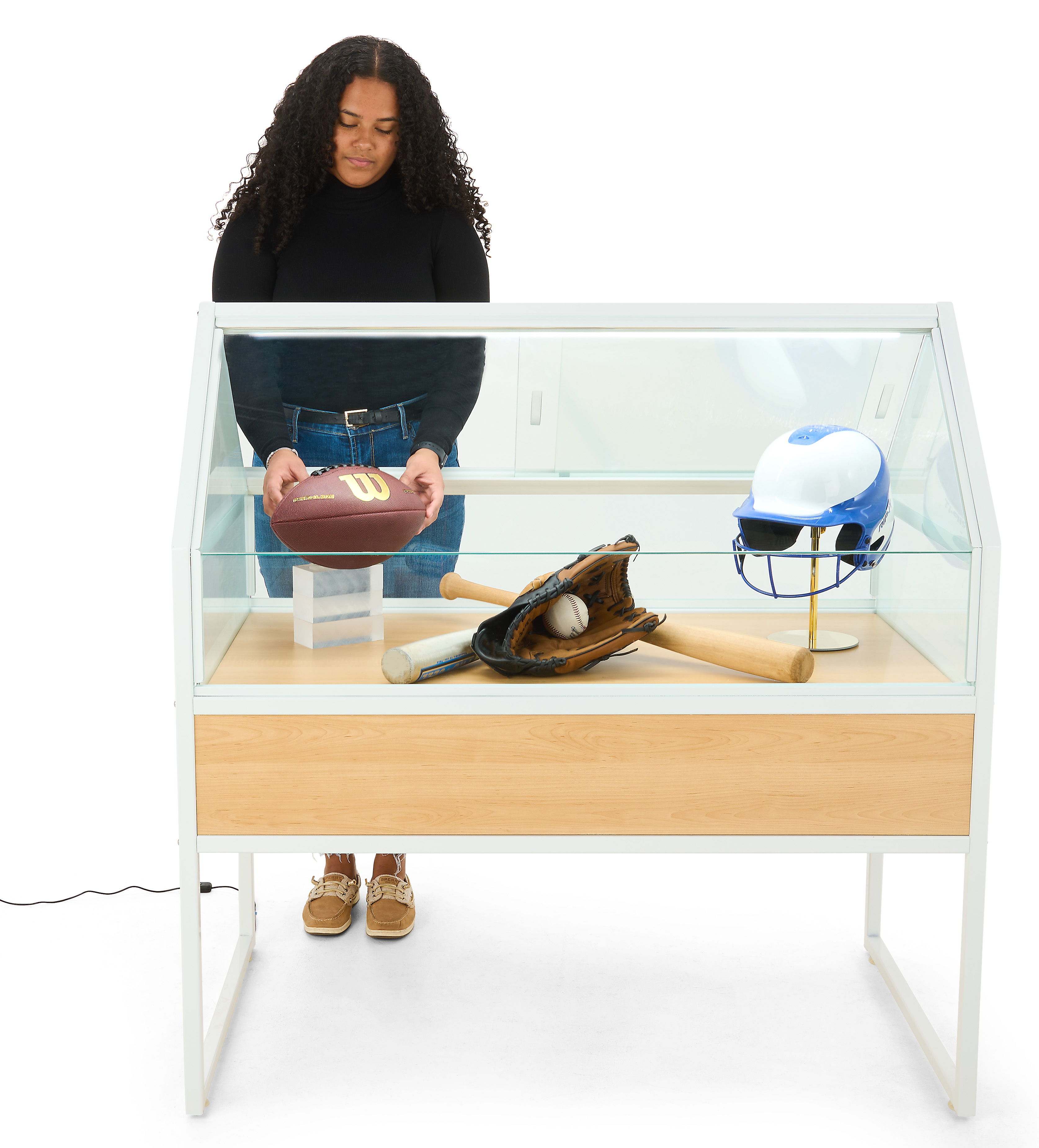 Table Showcase Display | Illuminated Interior | Displays2Go
