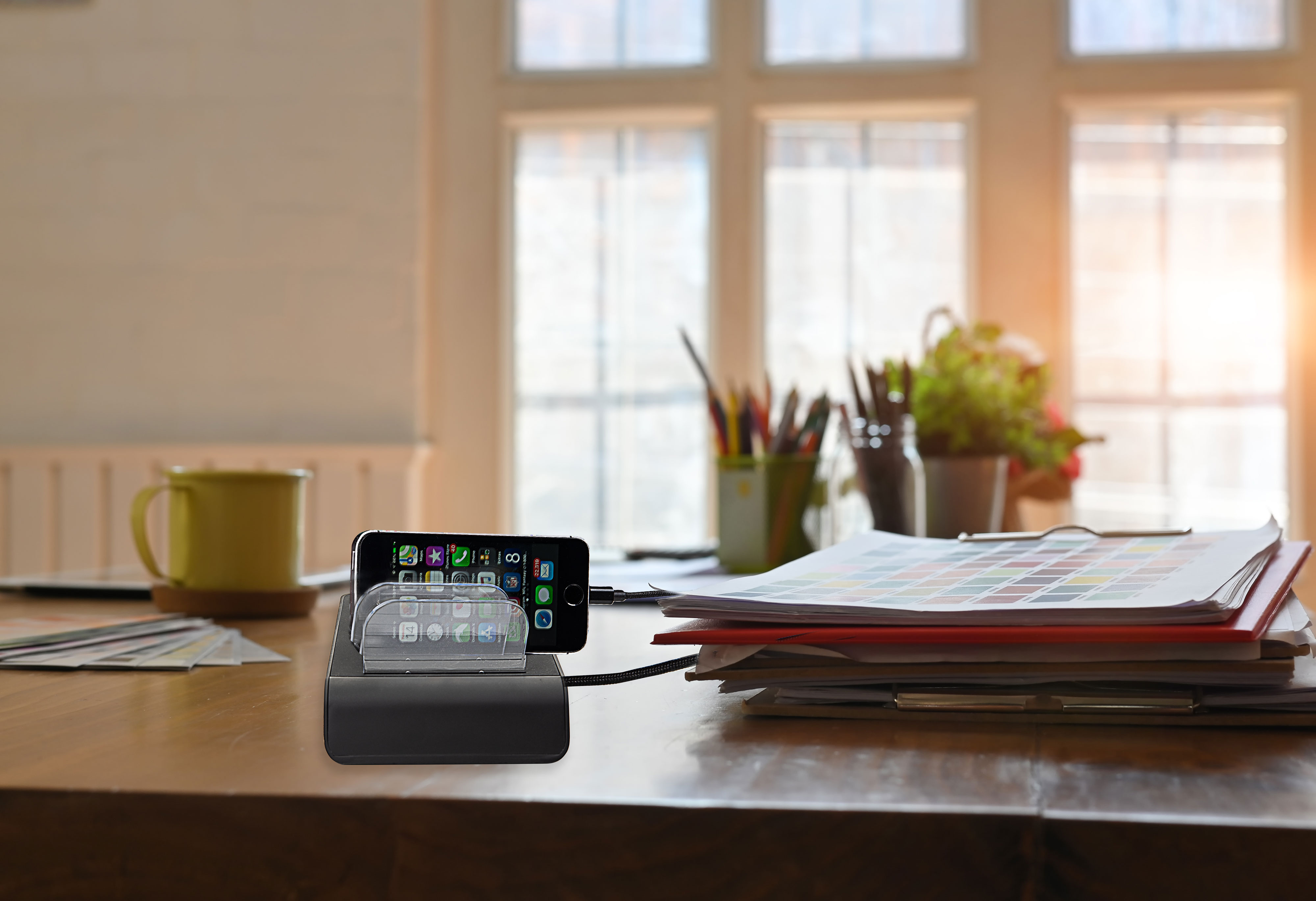 6 Port USB Charging Station | LED Charging Status Indicator | Displays2Go