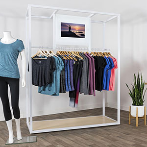 Retail Digital Signage | Dynamic Displays for Store Merchandising