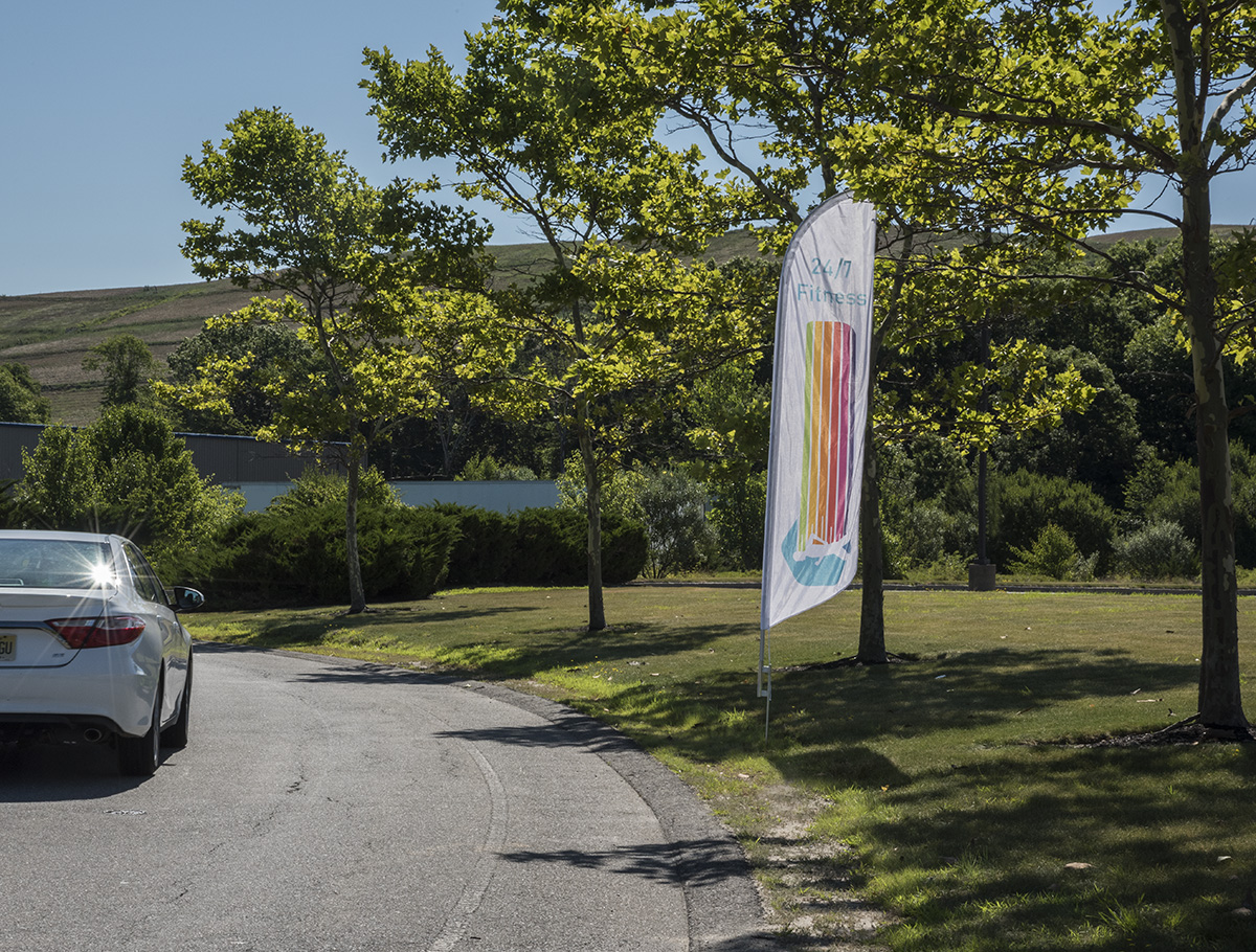 Custom Advertising Feather Flags | Ground Spike Included | Displays2Go