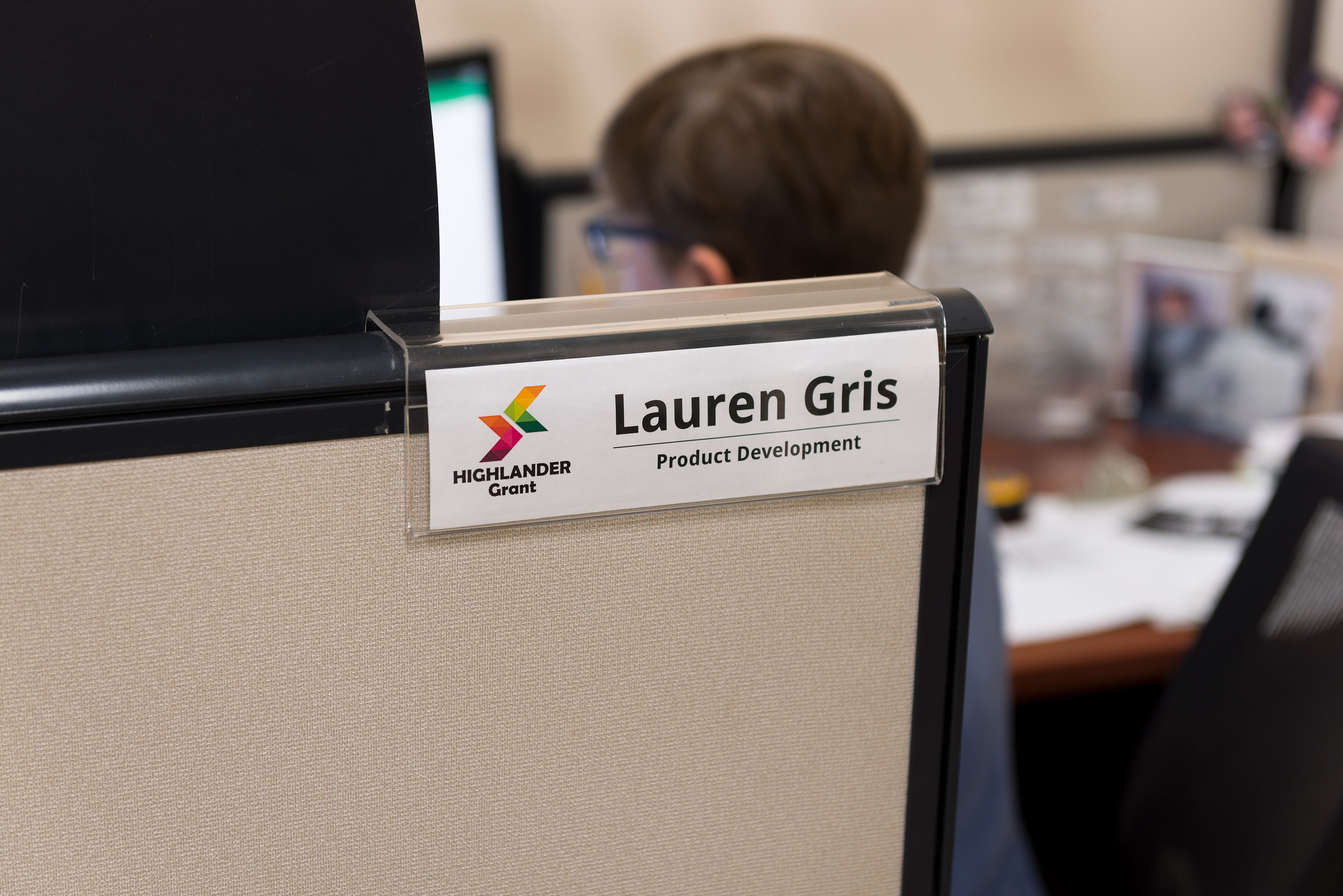 Acrylic Partition Name Plate Display | Fits 1.5” Cubicle Walls ...