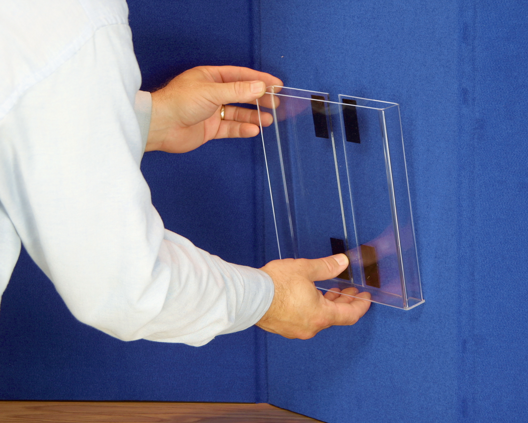 6 Panel Hook and Loop Display Board | Floor Standing System | Displays2Go