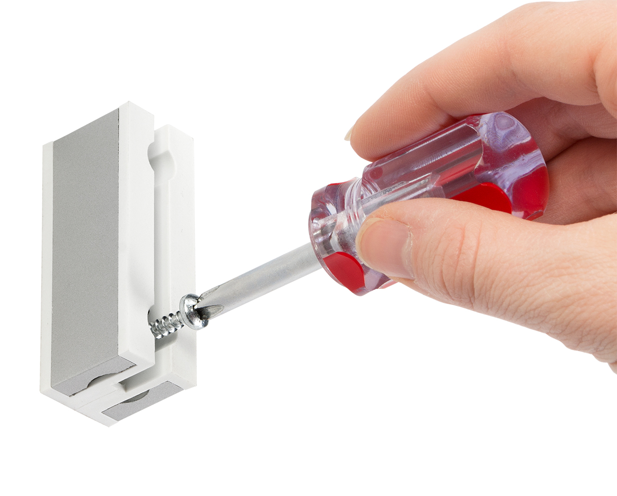 Universal Edge Grip Standoffs | Multi-Way Mount Rail | Displays2Go