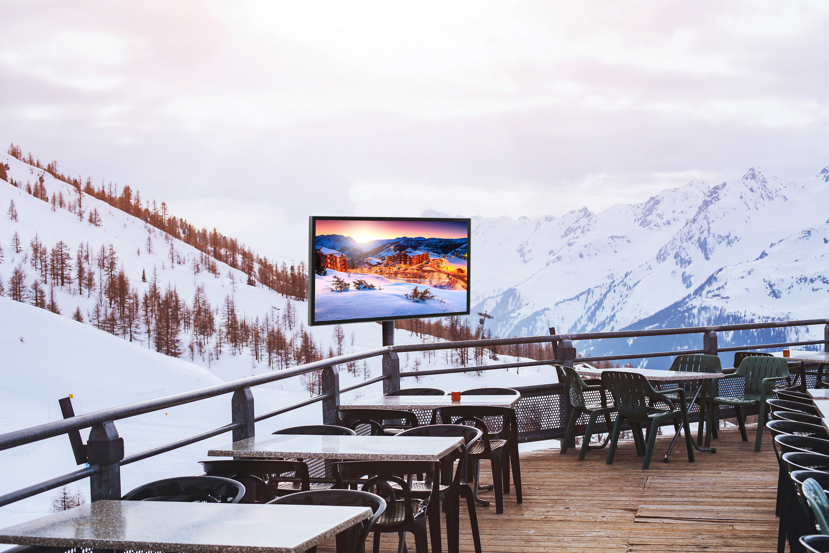 Outdoor Advertising LCD TV | 43” Ultra-Bright Flat Screen | Displays2Go