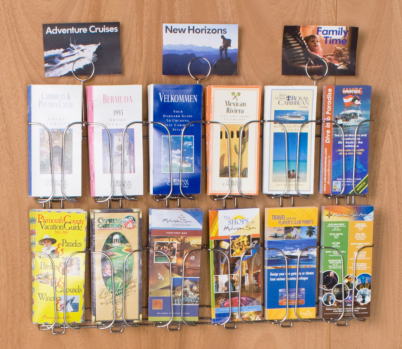 Leaflet Dispensers Feature 12 Brochure Pockets for Organizing ...