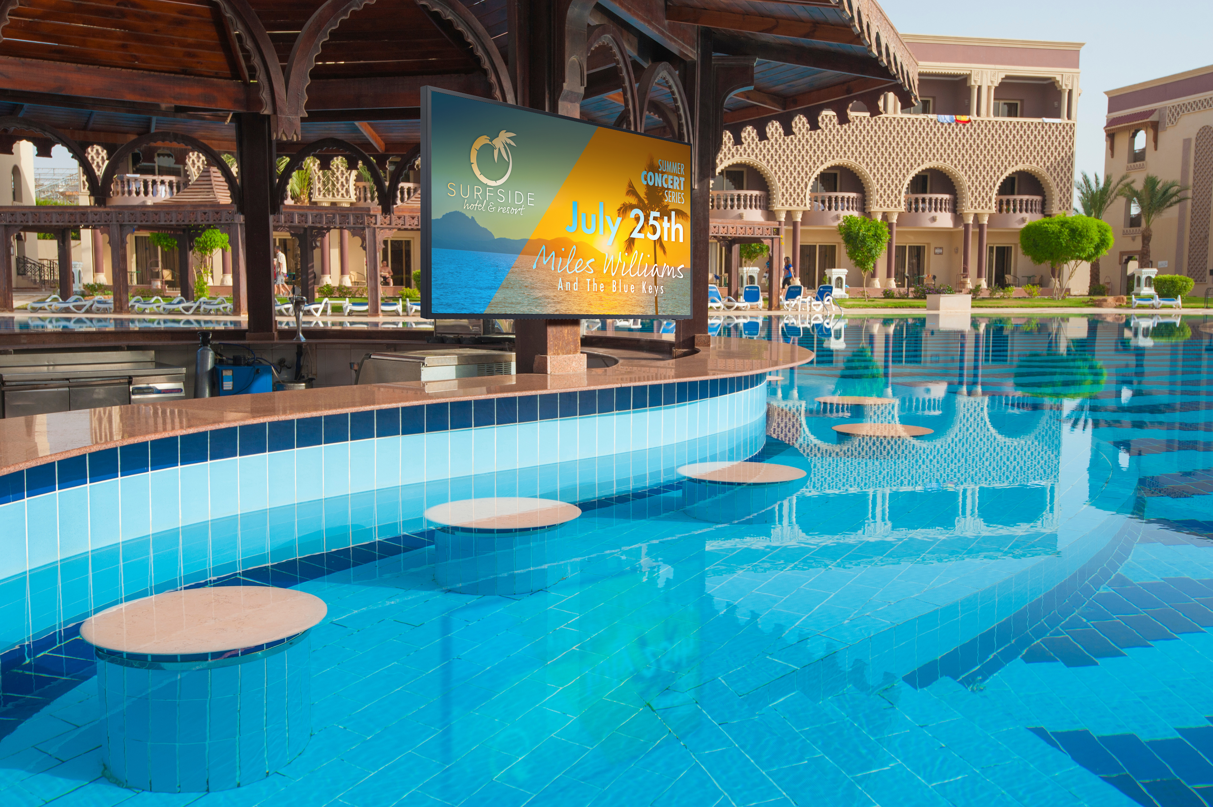 Weather-Resistant Outdoor TV | QLED 4K UHD Picture Resolution | Displays2Go