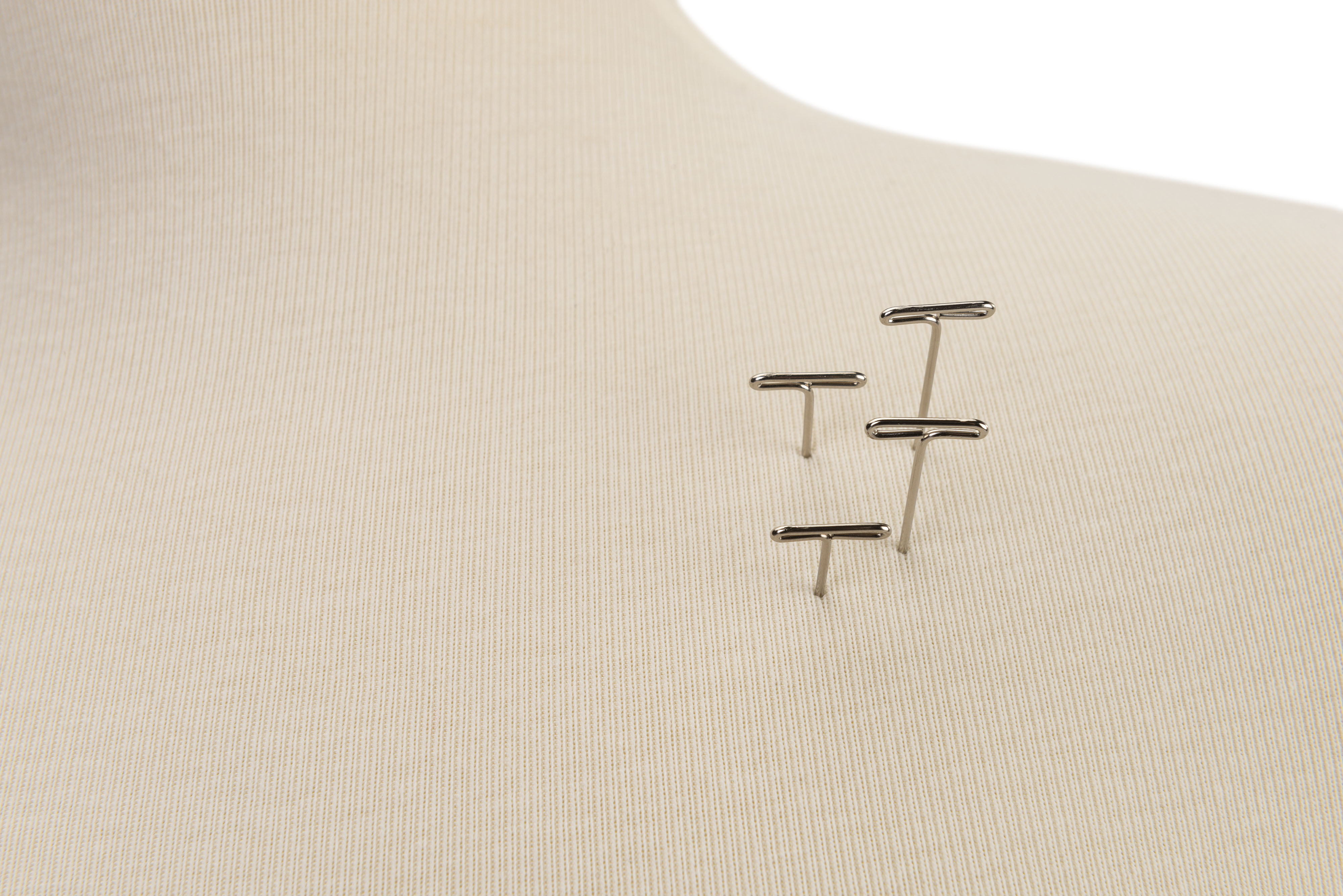 Male Sewing Bust with Wheels | Height-Adjustable Base | Displays2Go