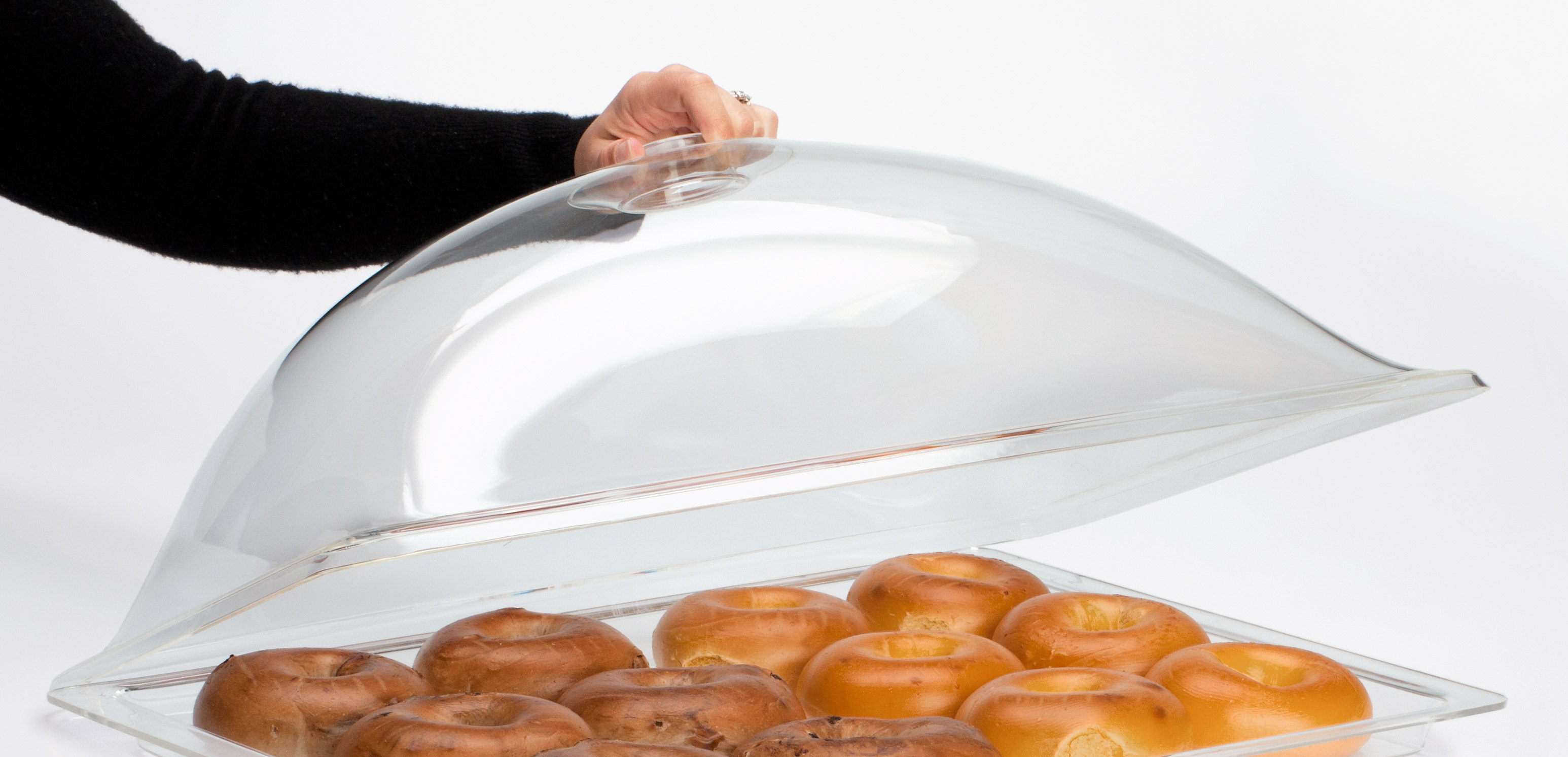 This Tray Dome Creates an Appetizing and Clean Food Presentation ...