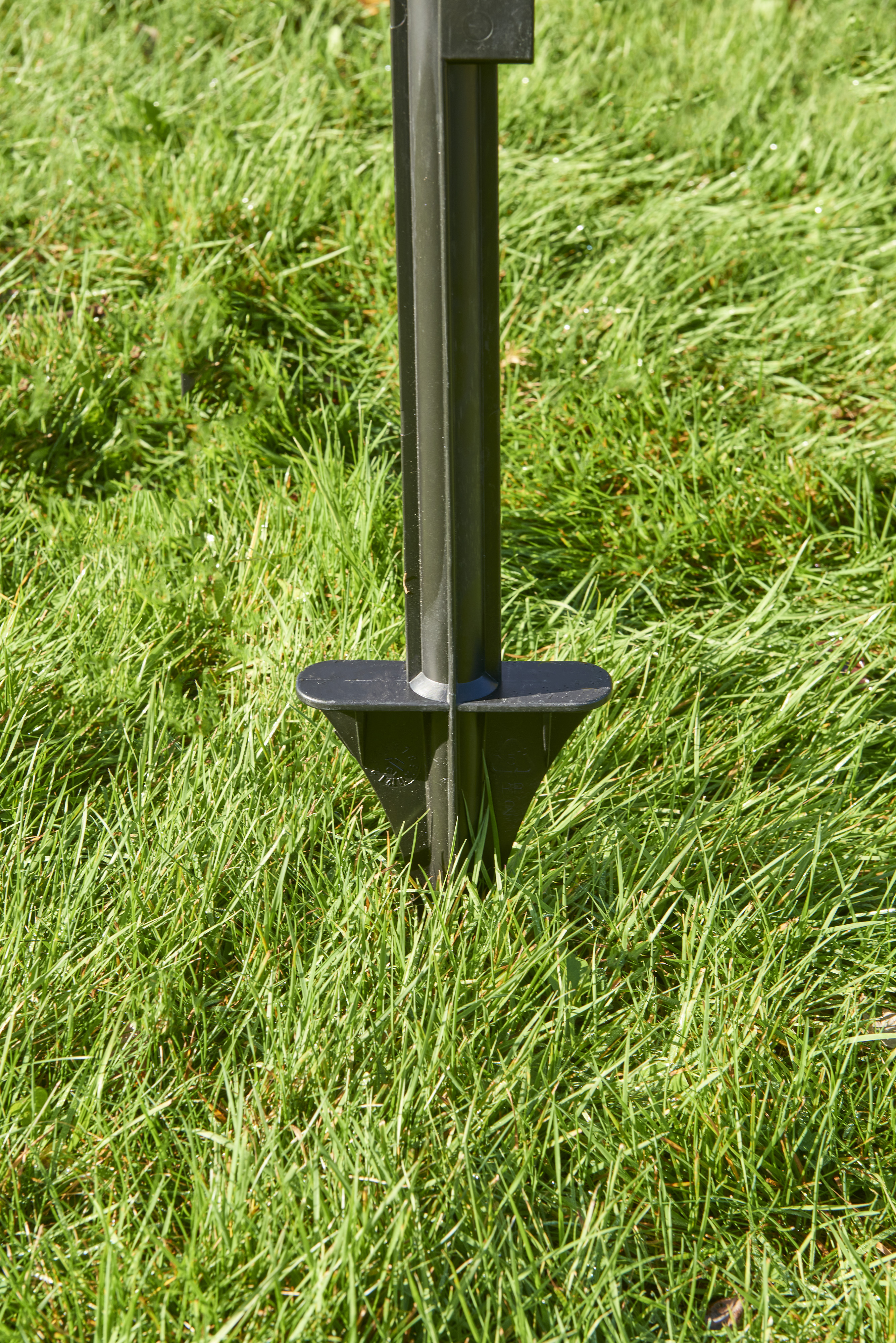 Plastic T-Bar Sign Stakes | Weatherproof Construction | Displays2Go