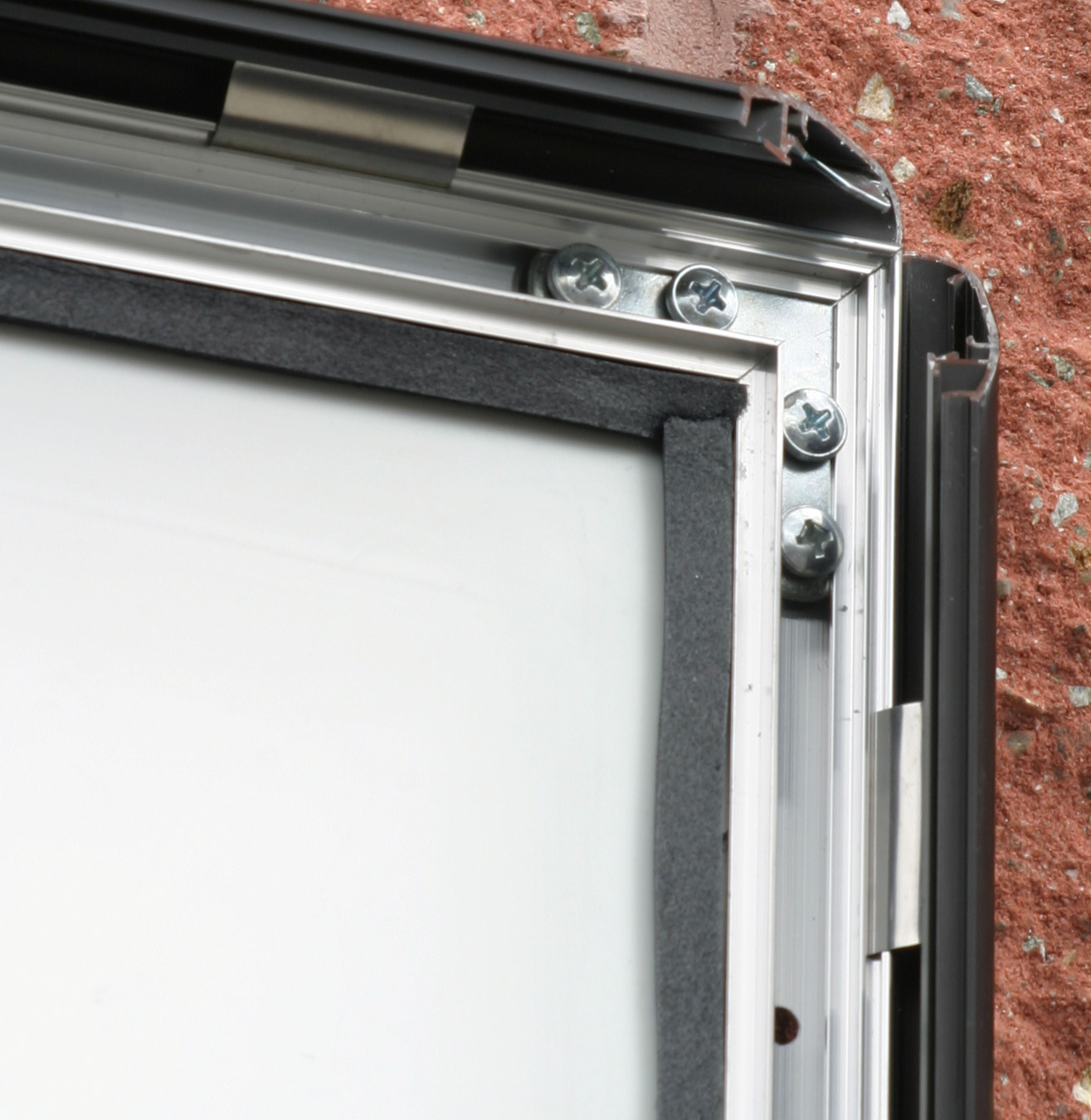 Outdoor Snap Frames | Displays2Go