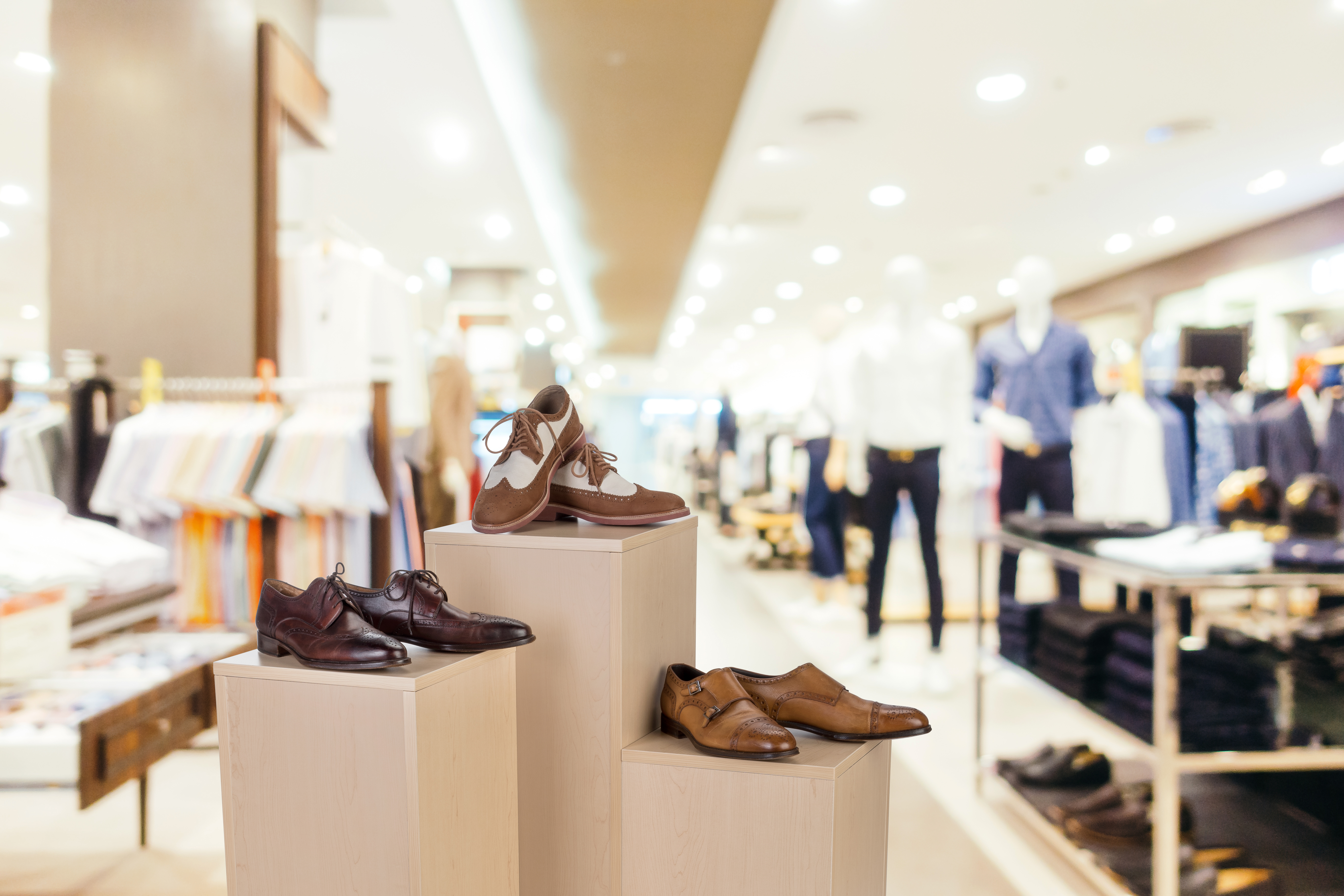 Tiered Wood Grain Pedestals | Set of 3 | Displays2Go