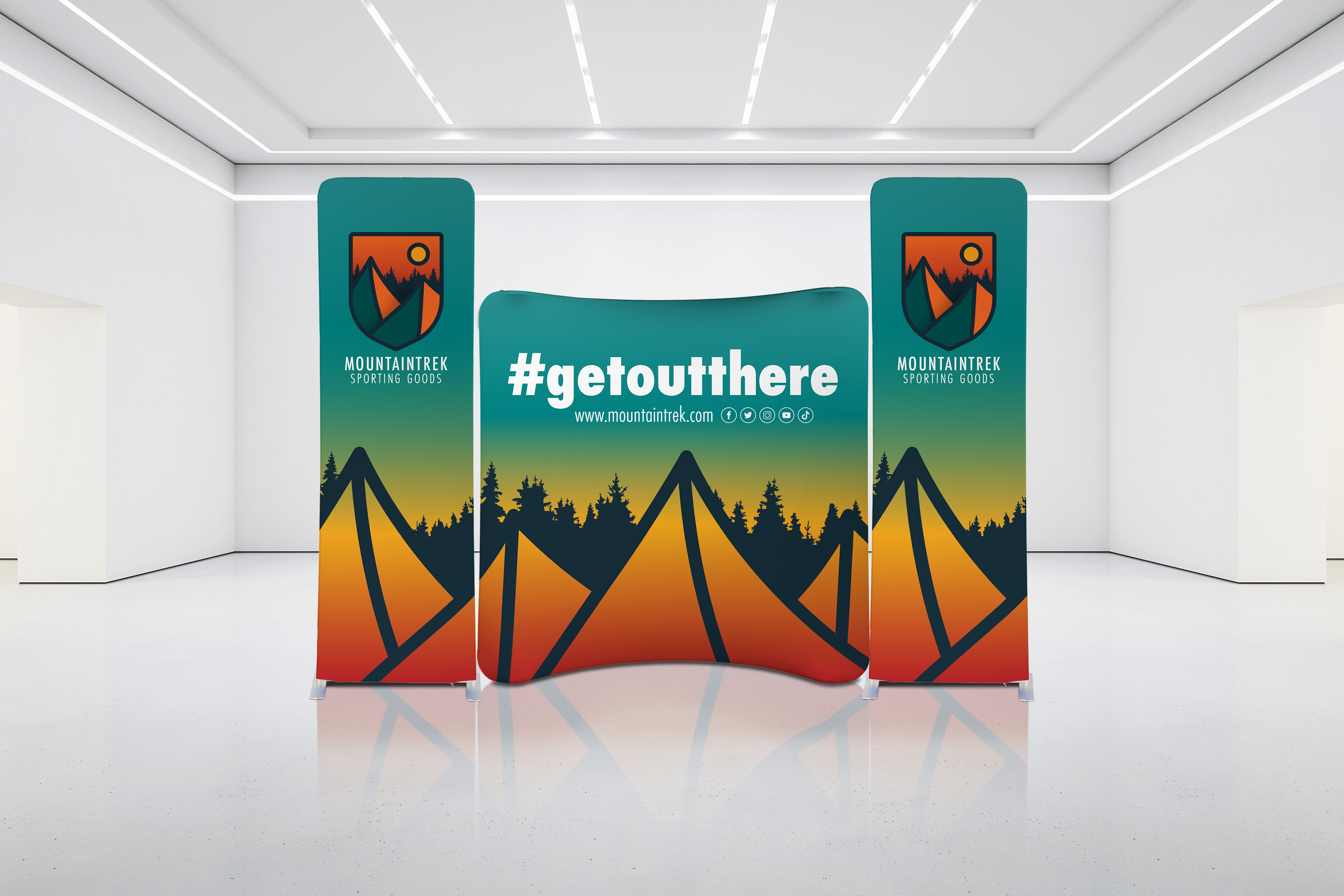 Exhibit Graphics | Curved Design with Custom Printing | Displays2Go