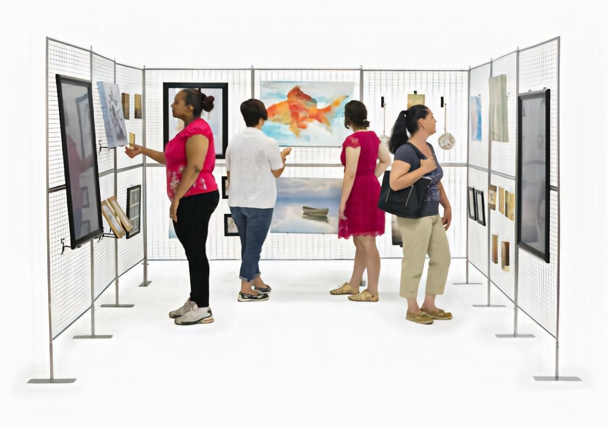 Wire Mesh Art Display Booth | U-Shape | Silver | Post Up Stand