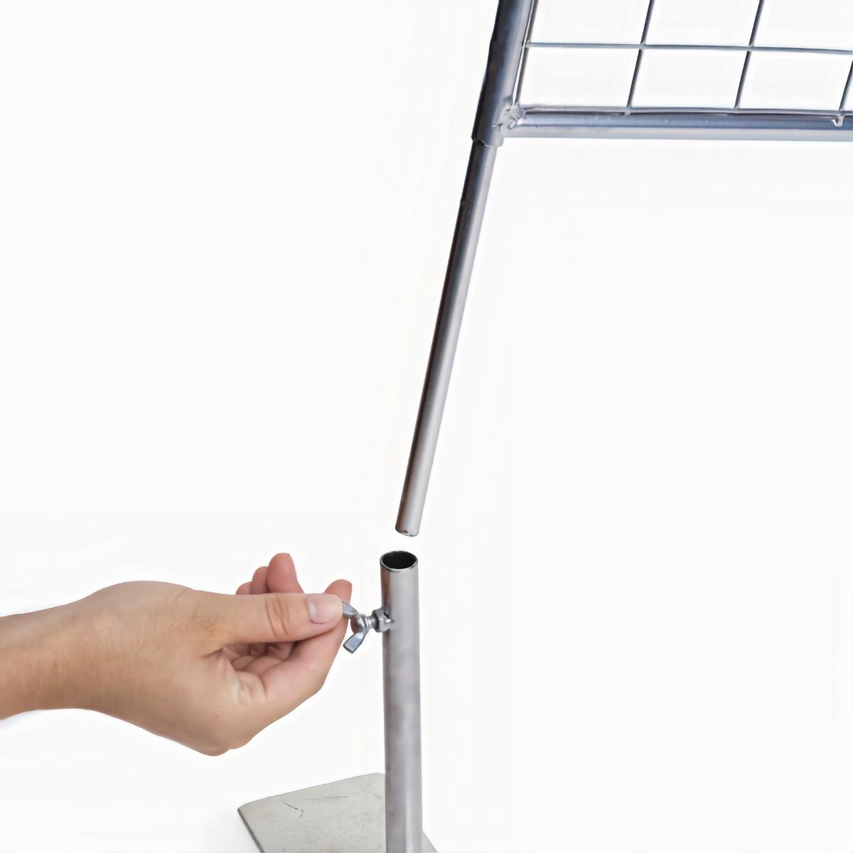 Wire Mesh Art Display Booth | U-Shape | Silver | Post Up Stand