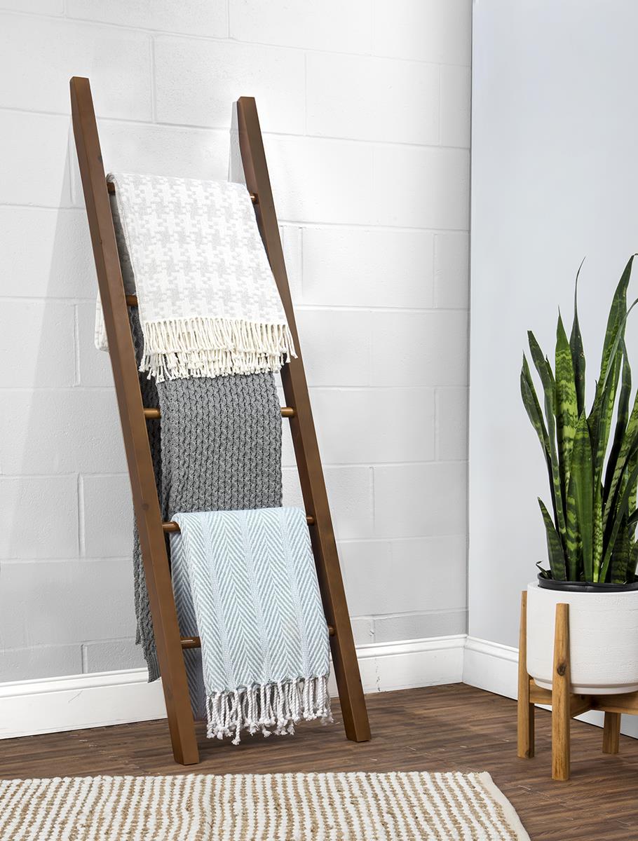 Leaning Ladder Rack | Angled Side Frames