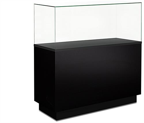 Frameless Glass Display Cabinet | Pneumatic Locking System